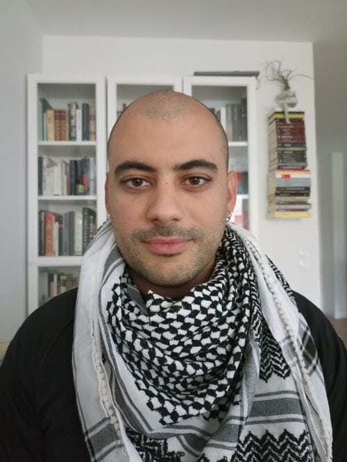 "Palestinak, zapaldua den artean, eskubide osoa du defendatzeko ...